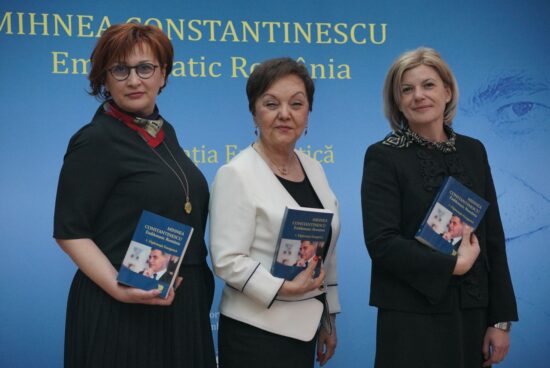 S-a lansat ‘Diplomația energetică’, primul volum al trilogiei Mihnea ...