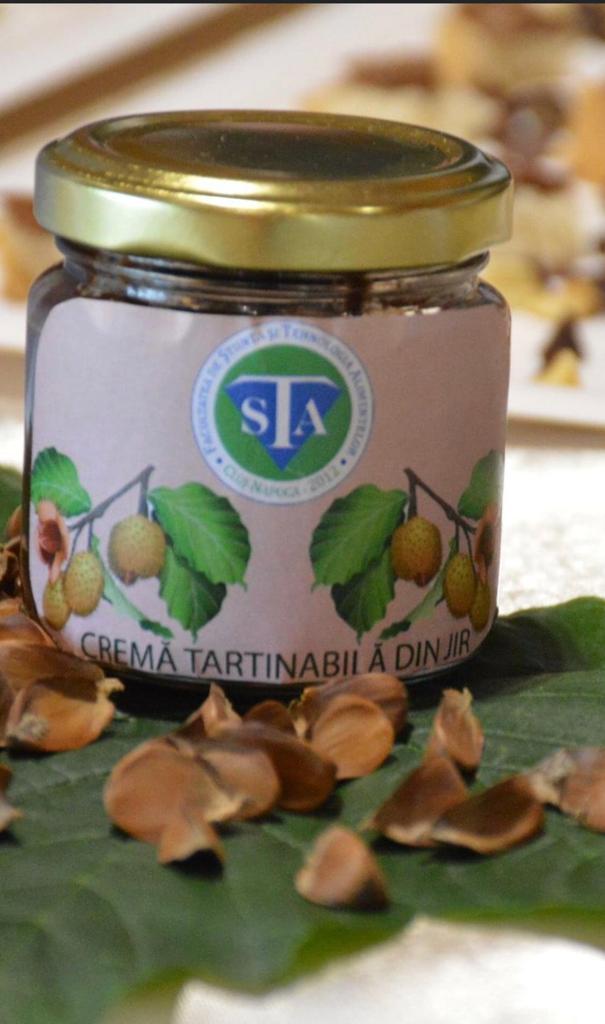 O cremă tartinabilă din fructe de jir, mai sănătoasă și care nu ...