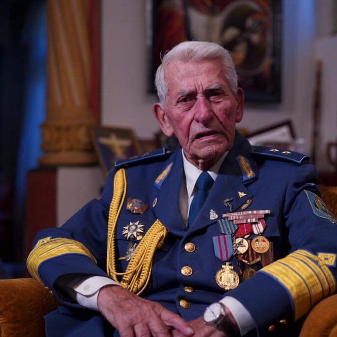 General Maior Aviator (Rtr) RADU THEODORU (100 de ani), invitat de ...